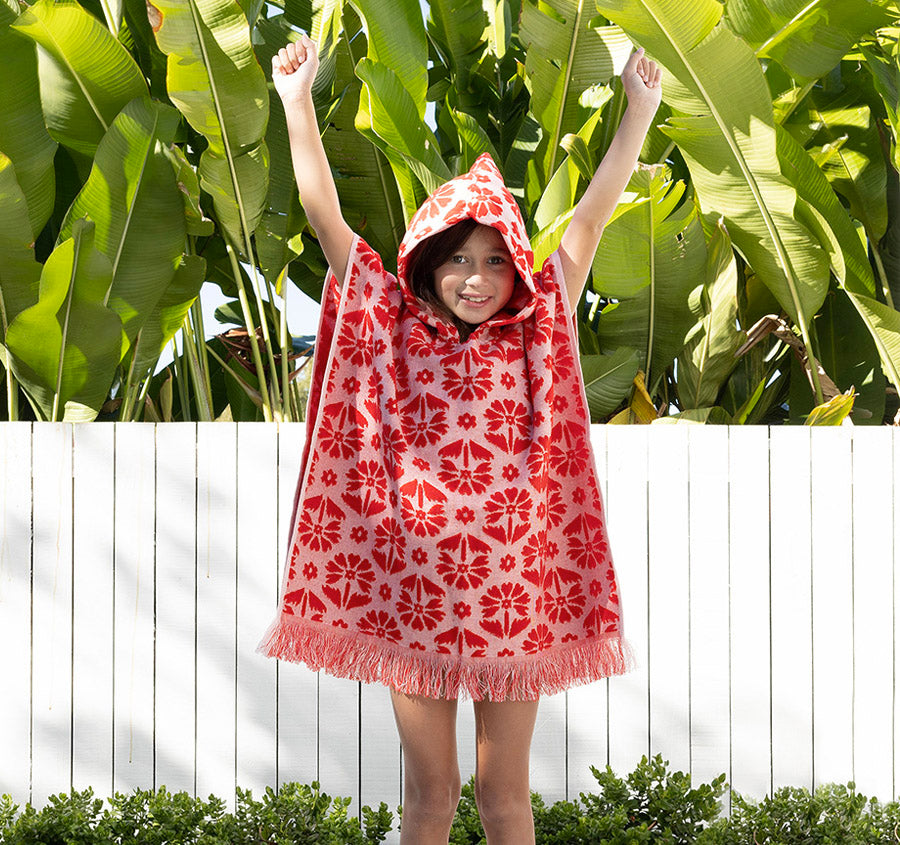 Flora Kids Poncho Poppy – Manchester Warehouse