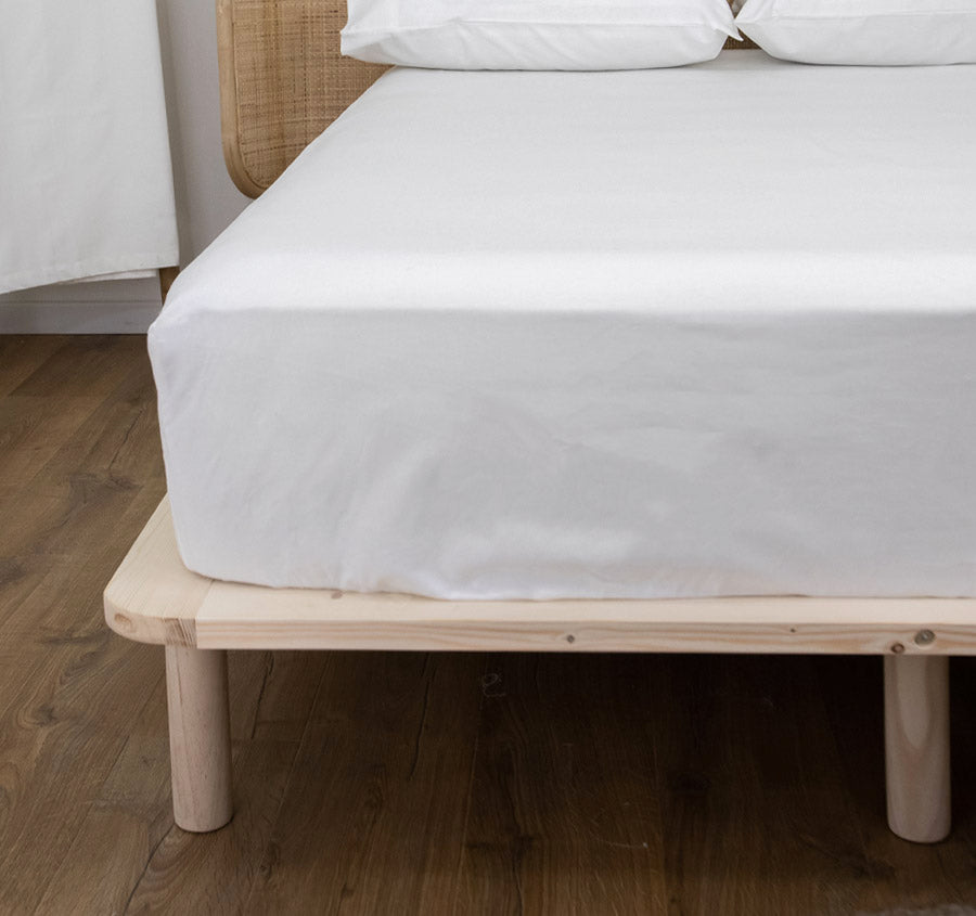 Classic Weave 185GSM Cotton Mega Fitted Sheet Range White – Manchester ...