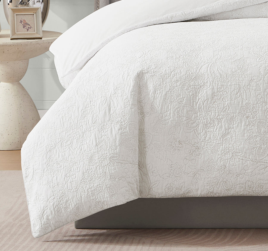 Trailing Laurissa Quilt Cover Set Range Off White – Manchester Warehouse