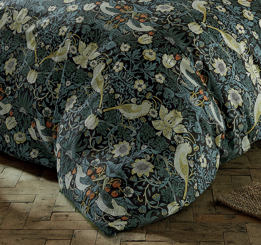 Strawberry Thief Quilt Cover Set Range Indigo – Manchester Warehouse