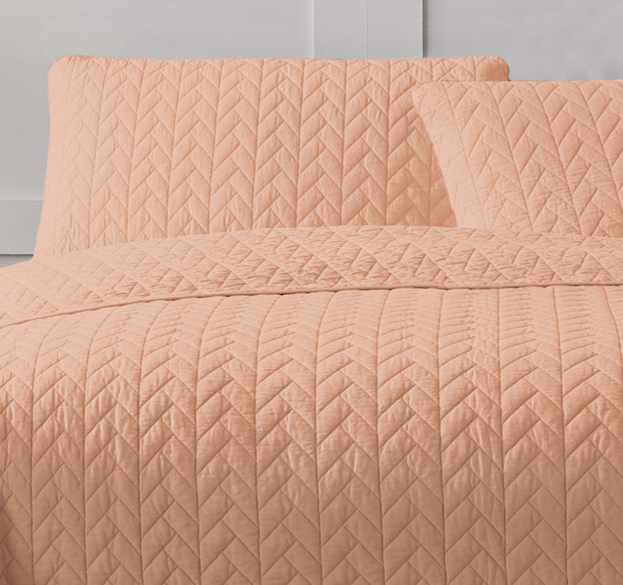 Maya Quilt Cover Set Range Peach – Manchester Warehouse