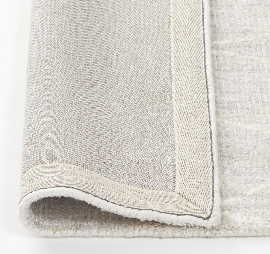 Katari 2x3m Floor Rug Moon – Manchester Warehouse